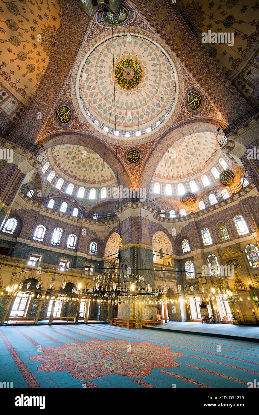 Istanbul inside the new mosque hi-res stock photography and images - Alamy