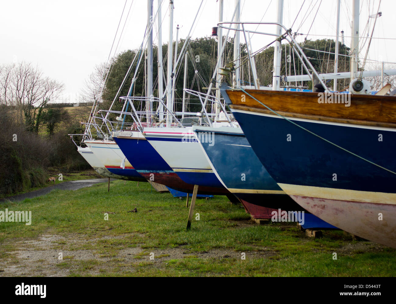 Boats, Peer, Hull Stock Photo - Alamy