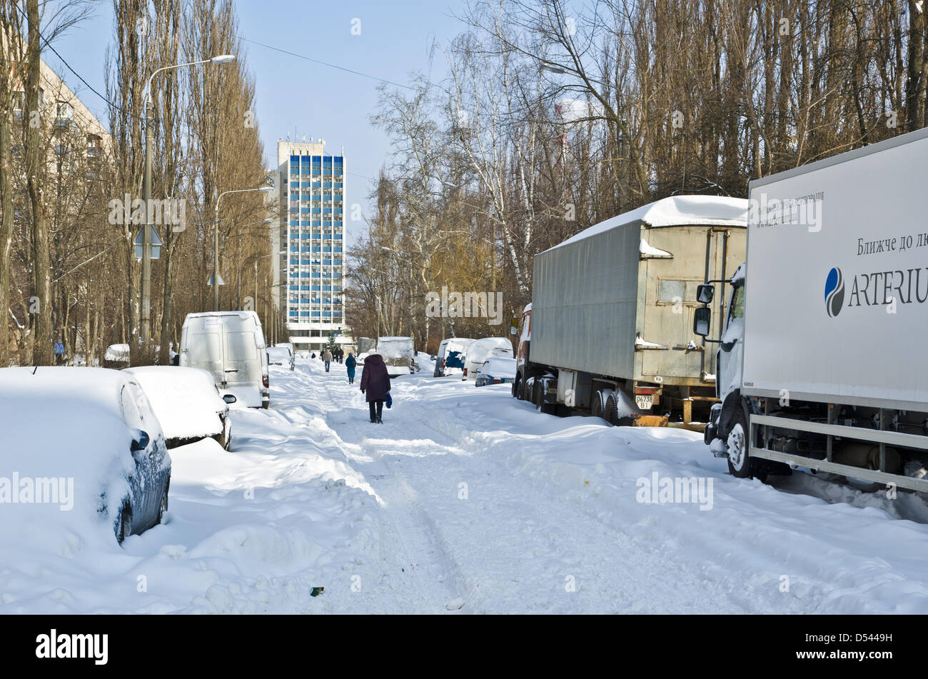 Transport collapse after the abundant snowfall in Kiev Stock Photo - Alamy
