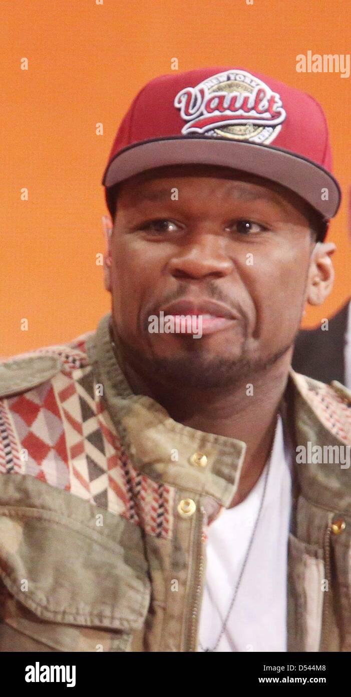 Us rapper 50 cent poses hi-res stock photography and images - Alamy