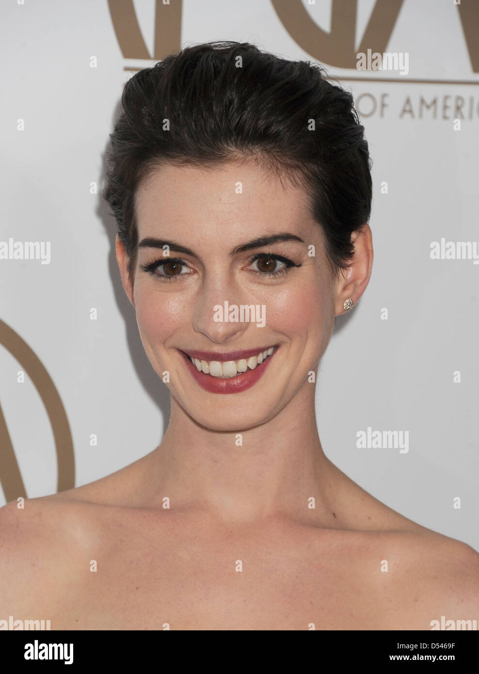 Anne hathaway actress hi-res stock photography and images - Alamy