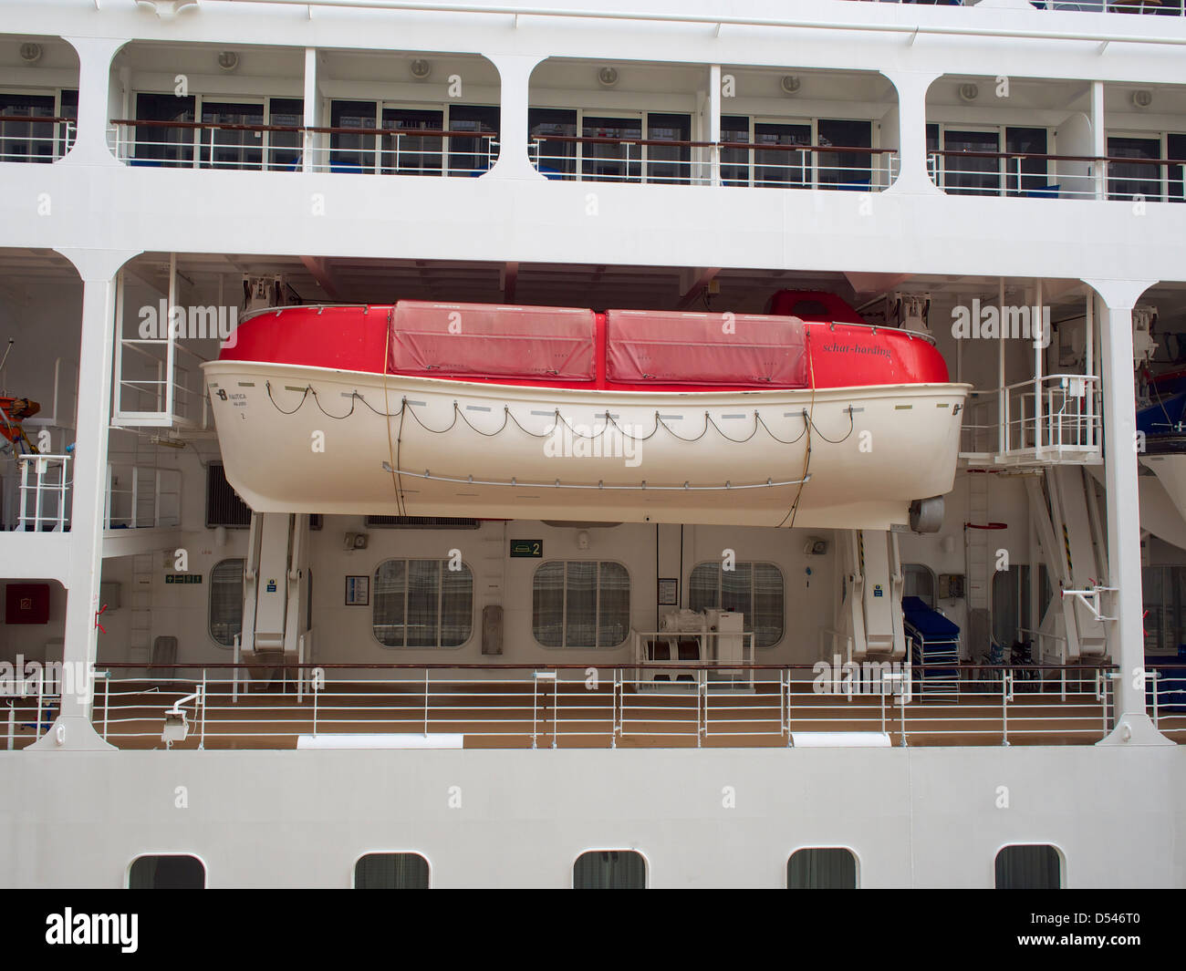 Ocean terminal at tsim sha tsui hi-res stock photography and images - Alamy