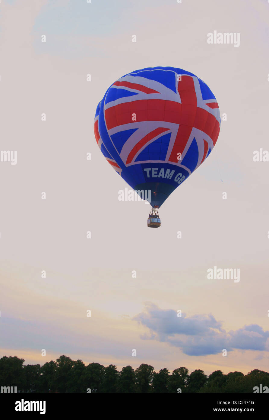 Team GB hot air balloon taking off at the Northampton Balloon Festival ...