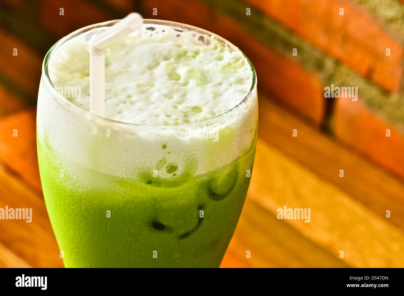 Cold green tea close up Stock Photo - Alamy