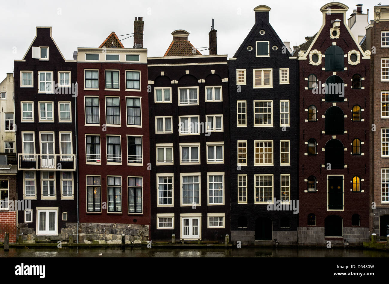 Tall houses amsterdam hi-res stock photography and images - Alamy