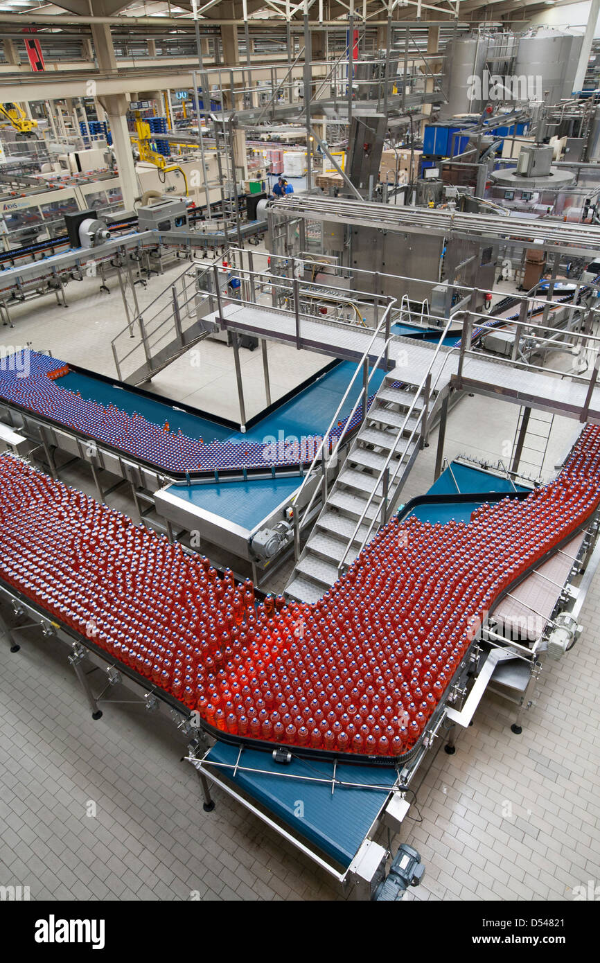 Barr irn bru factory hi-res stock photography and images - Alamy