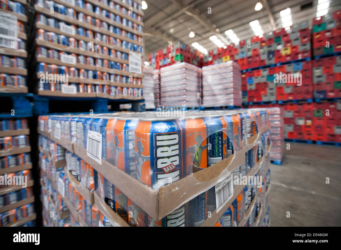 Irn bru factory hi-res stock photography and images - Alamy
