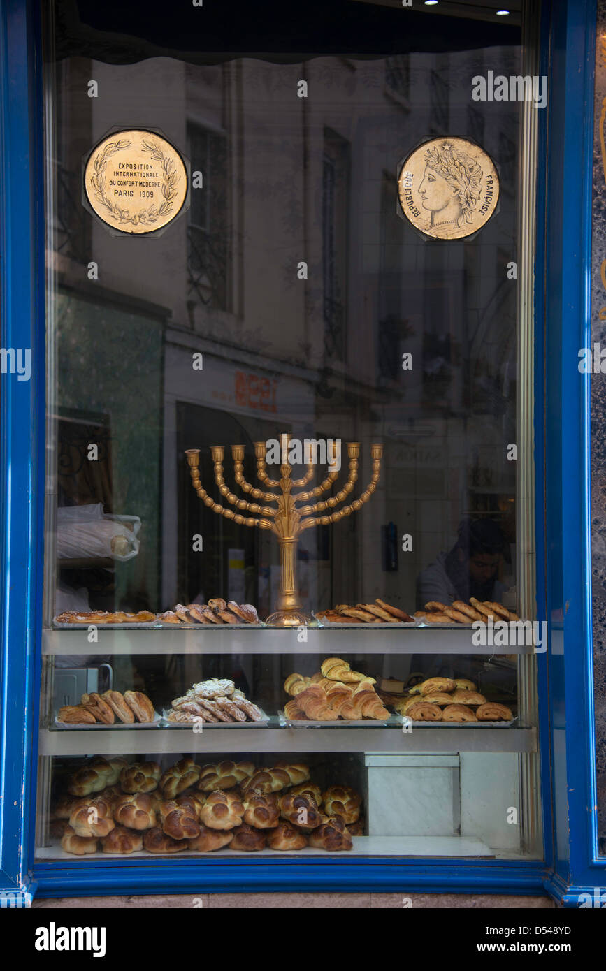 Jewish patisserie paris hi-res stock photography and images - Alamy