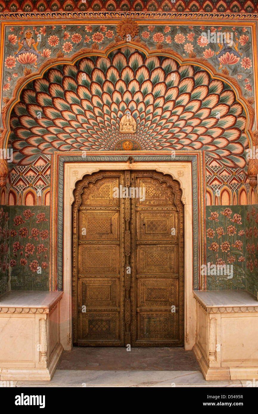 Southwest Lotus Gate, flower and petal pattern, City palace Jaipur ...