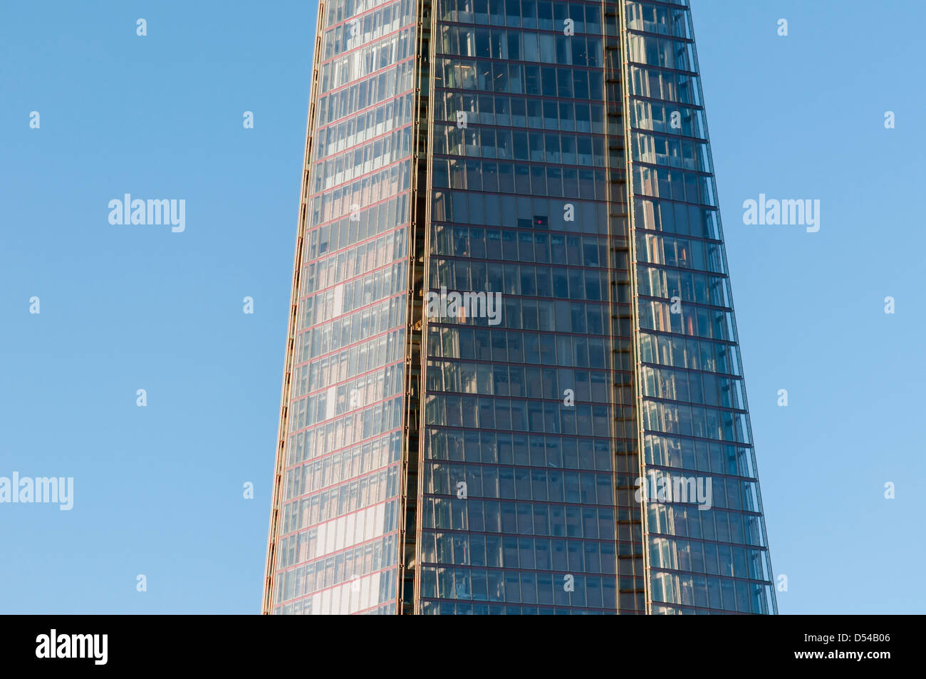 95 Storey Skyscraper High Resolution Stock Photography and Images - Alamy