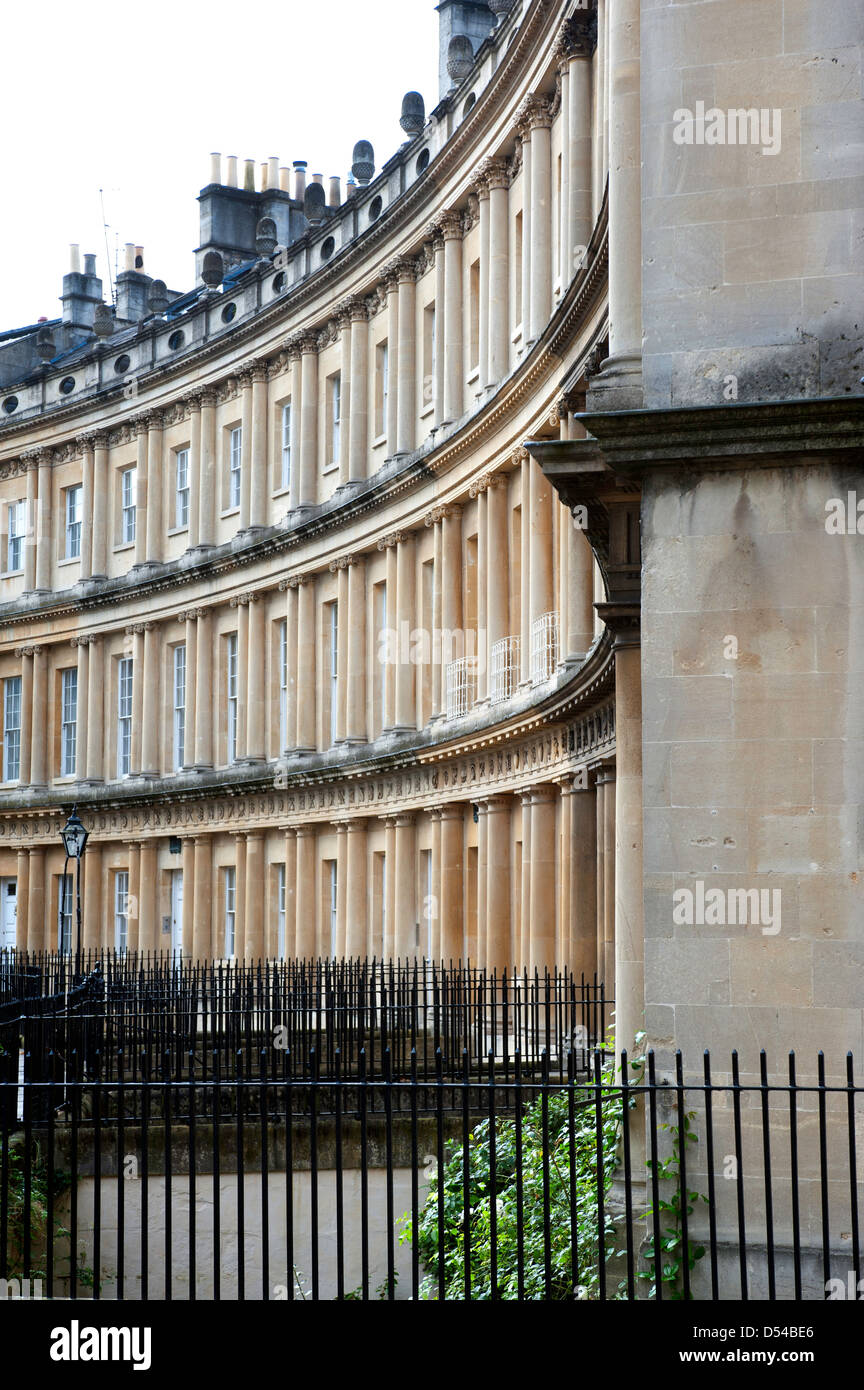 Colonnade building hi-res stock photography and images - Alamy