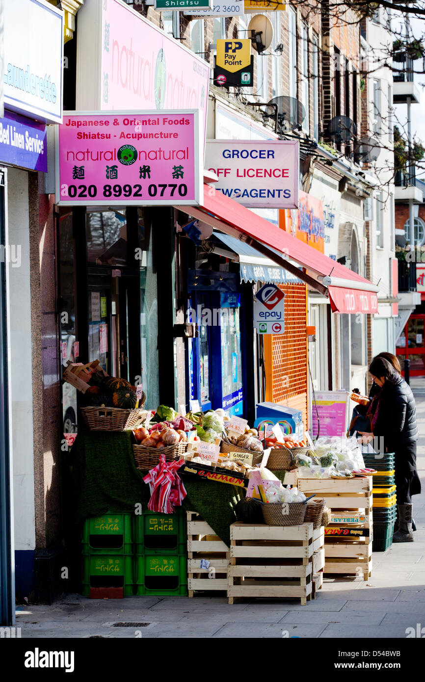 Eat drink ealing hi-res stock photography and images - Alamy