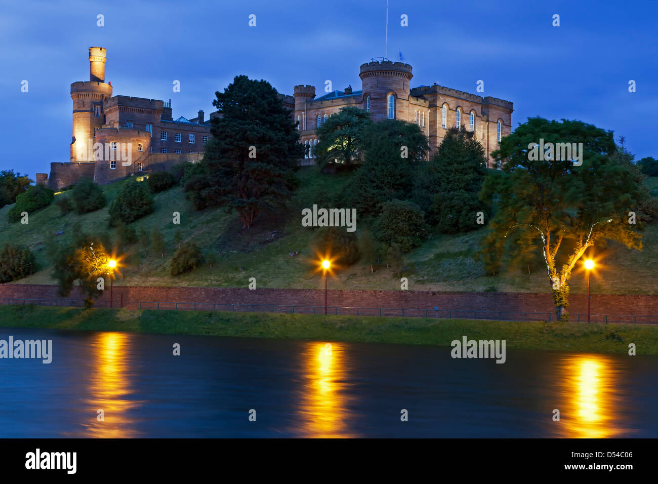 Inverness Castle (courthouse) and River Ness, Inverness, Scotland ...