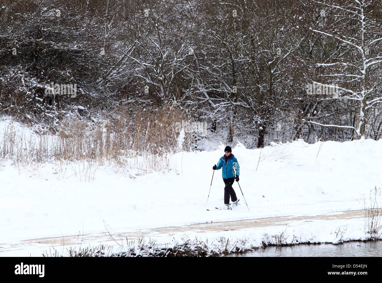 Snow weather peterborough cambridgeshire hi-res stock photography and ...