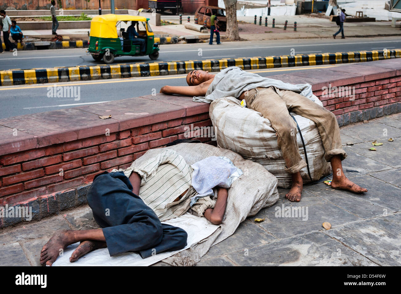 Homeless people in asia hi-res stock photography and images - Alamy