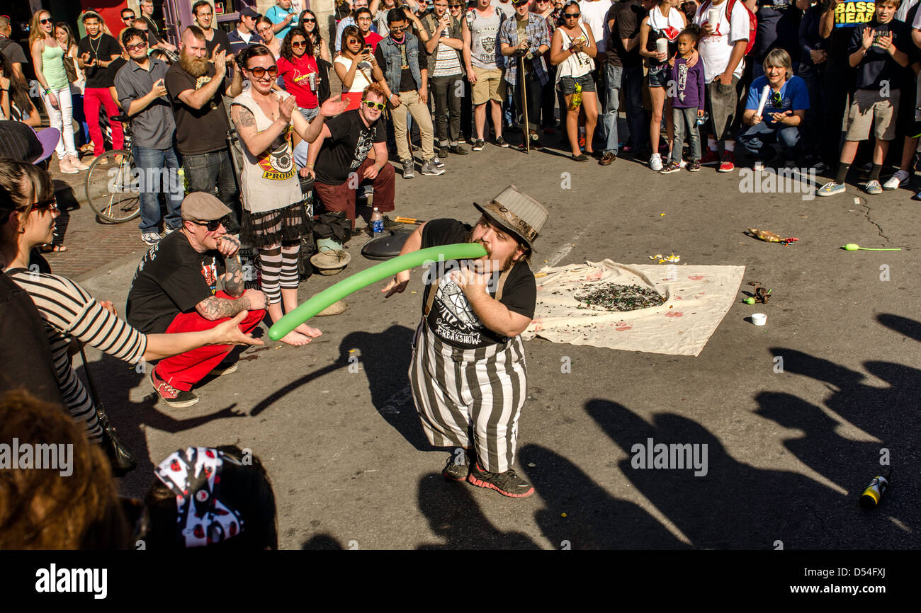 Street performer on 6th Street Austin Texas US Stock Photo - Alamy Street performer on 6th Street Austin Texas US Stock Photo - Alamy