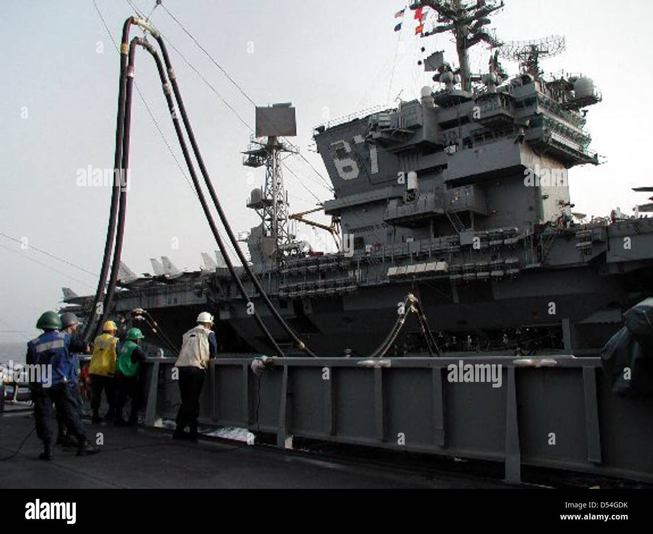 Uss john f kennedy cv 67 hi-res stock photography and images - Alamy
