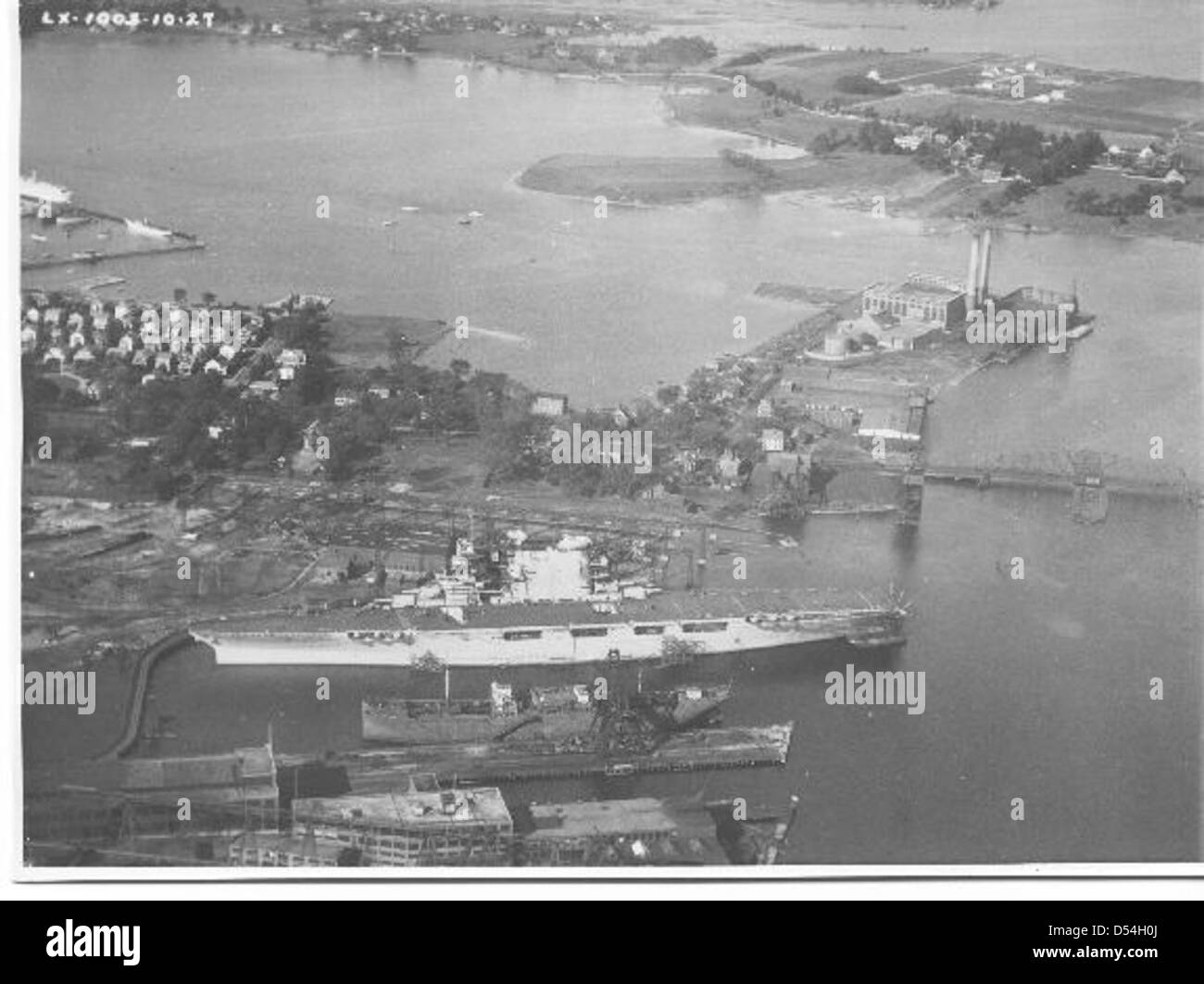The USS Lexington (CV-2), an aircraft carrier in the U.S. Navy, was a ...