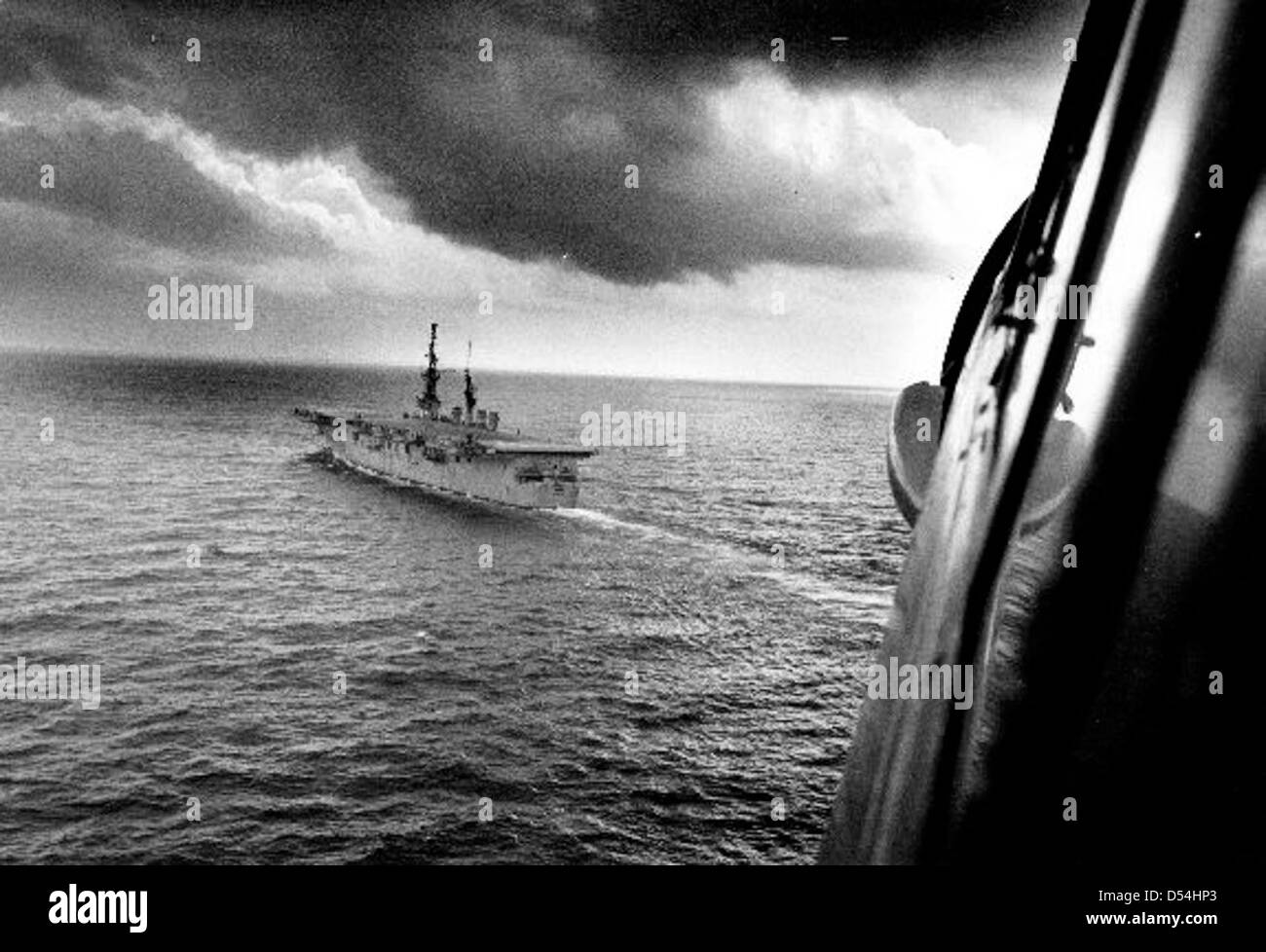 The USS Saipan (CVL-48) was an aircraft carrier in the U.S. Navy ...