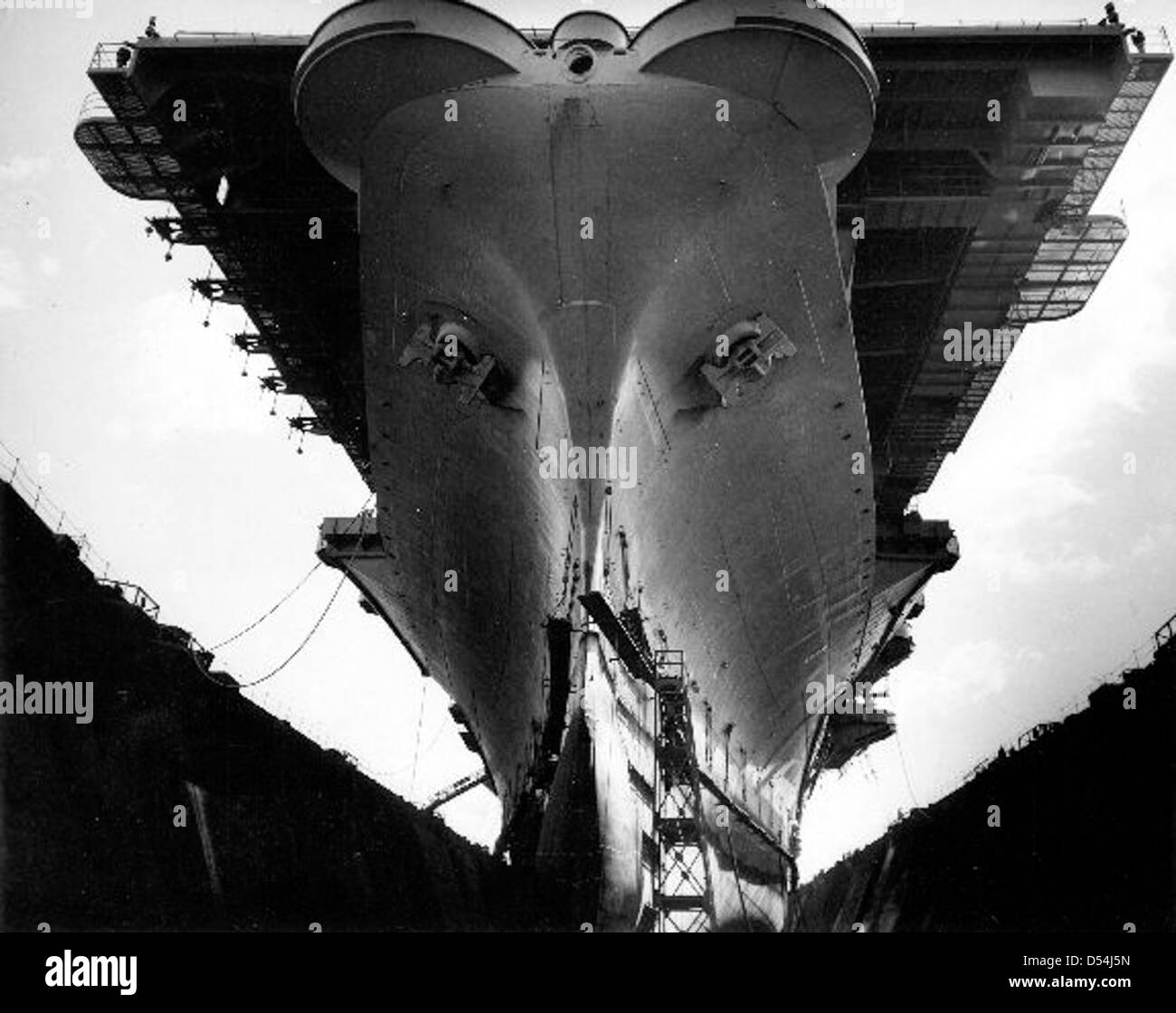 Unidentified ships hi-res stock photography and images - Alamy