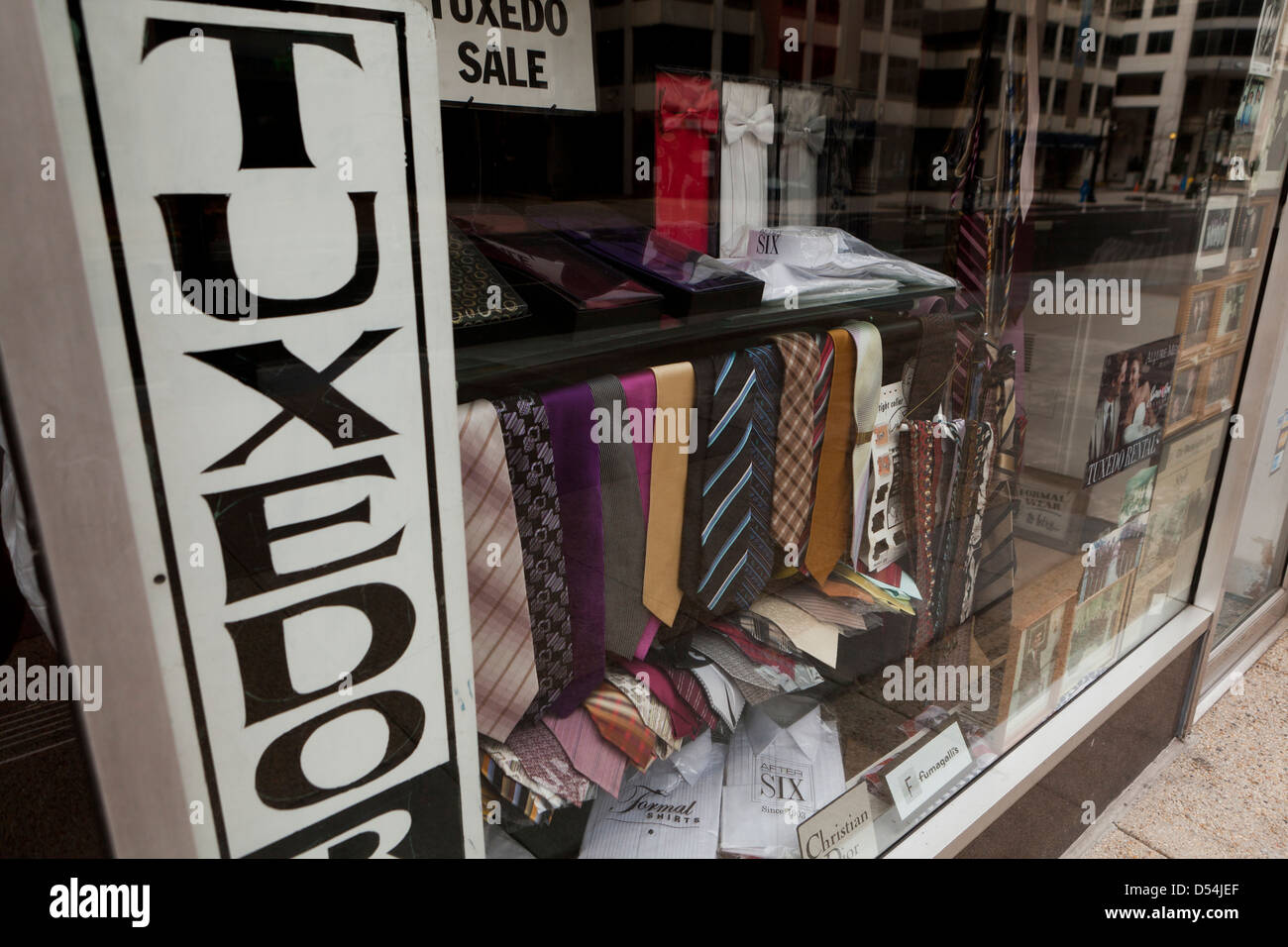 Tuxedo store window display - USA Stock Photo - Alamy
