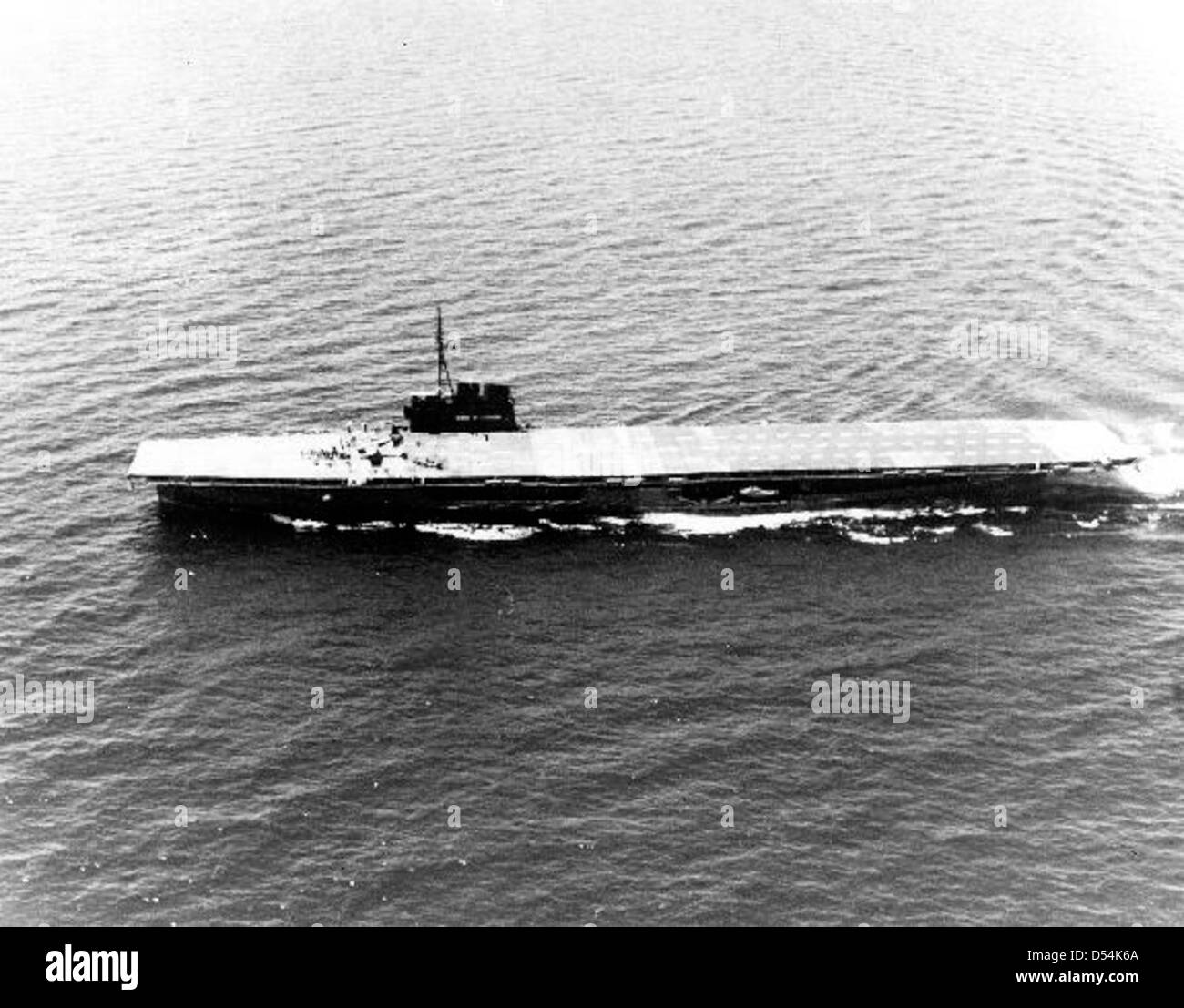 USS Casablanca (CVE-55) was an escort aircraft carrier that played a ...