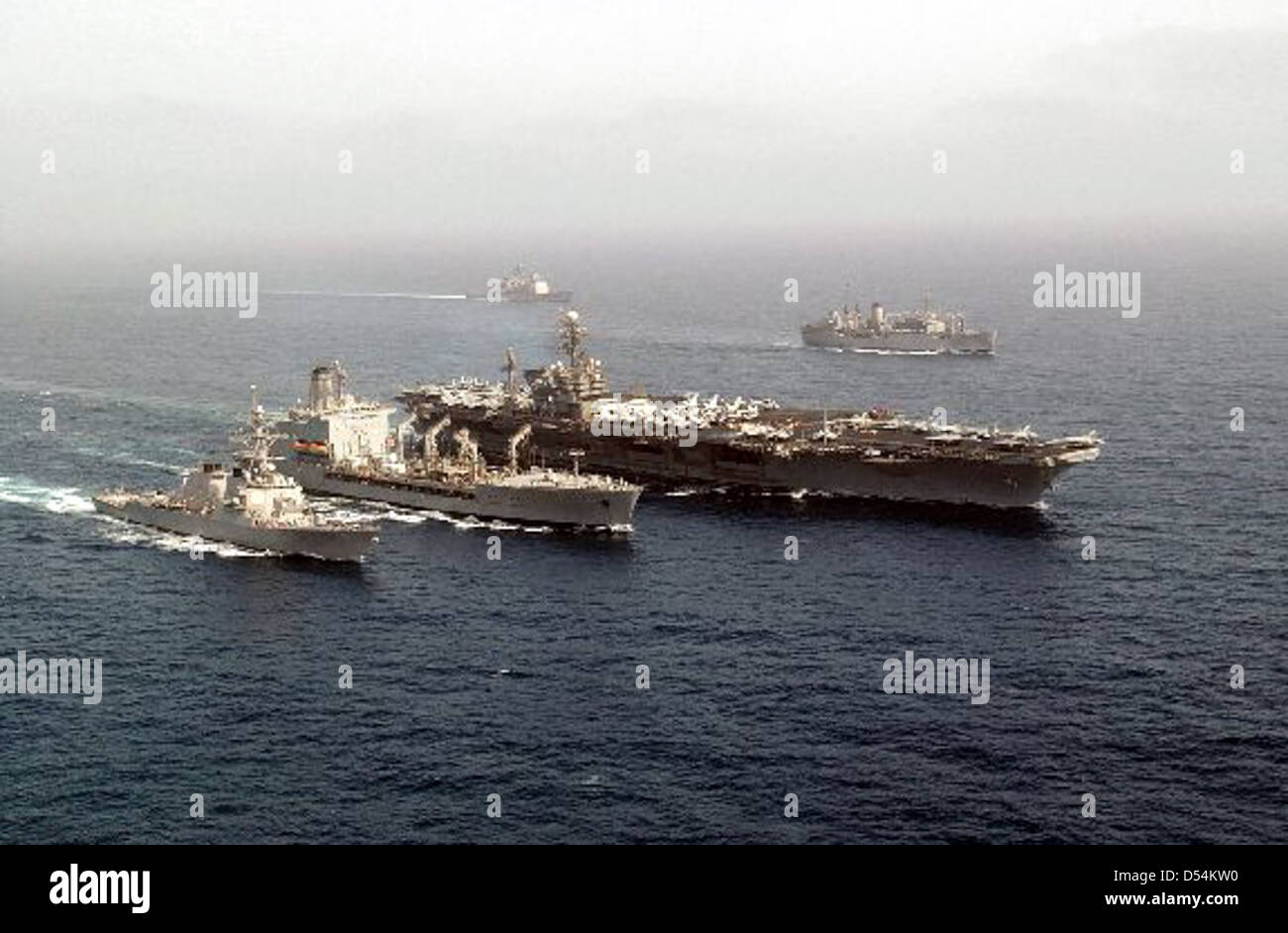 Uss hopper hi-res stock photography and images - Alamy