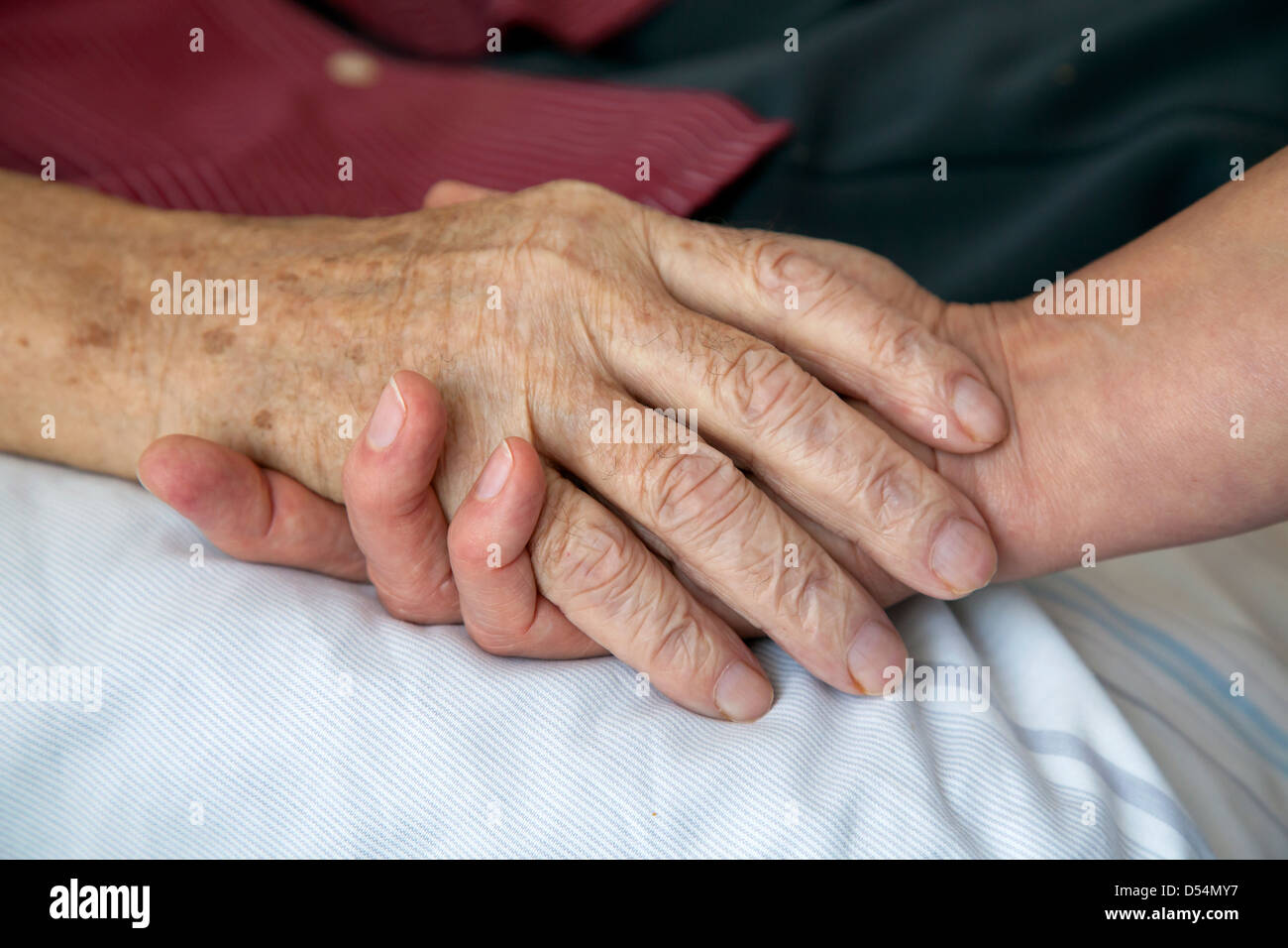 Senior pensioner dying death hospital hi-res stock photography and ...