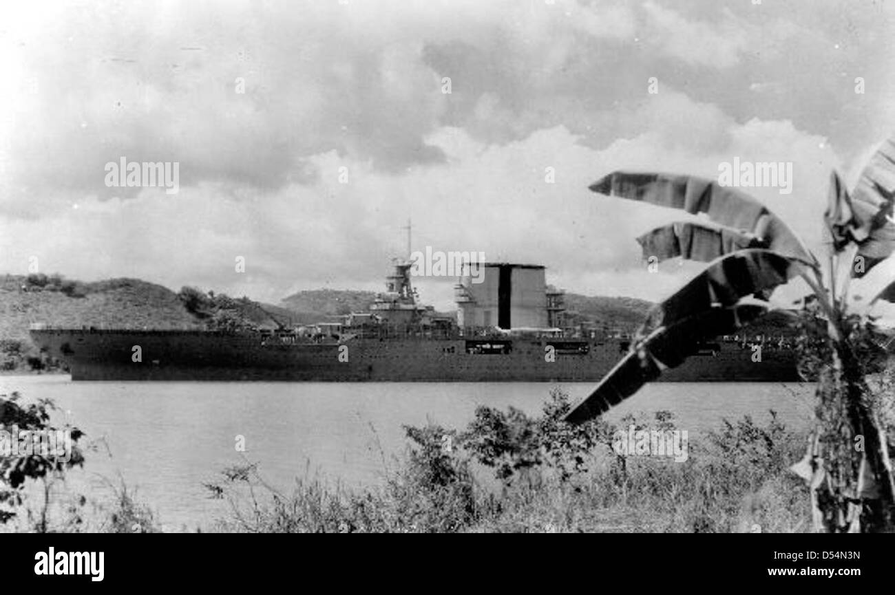 The USS Saratoga (CV-3), a Lexington-class aircraft carrier, served as ...