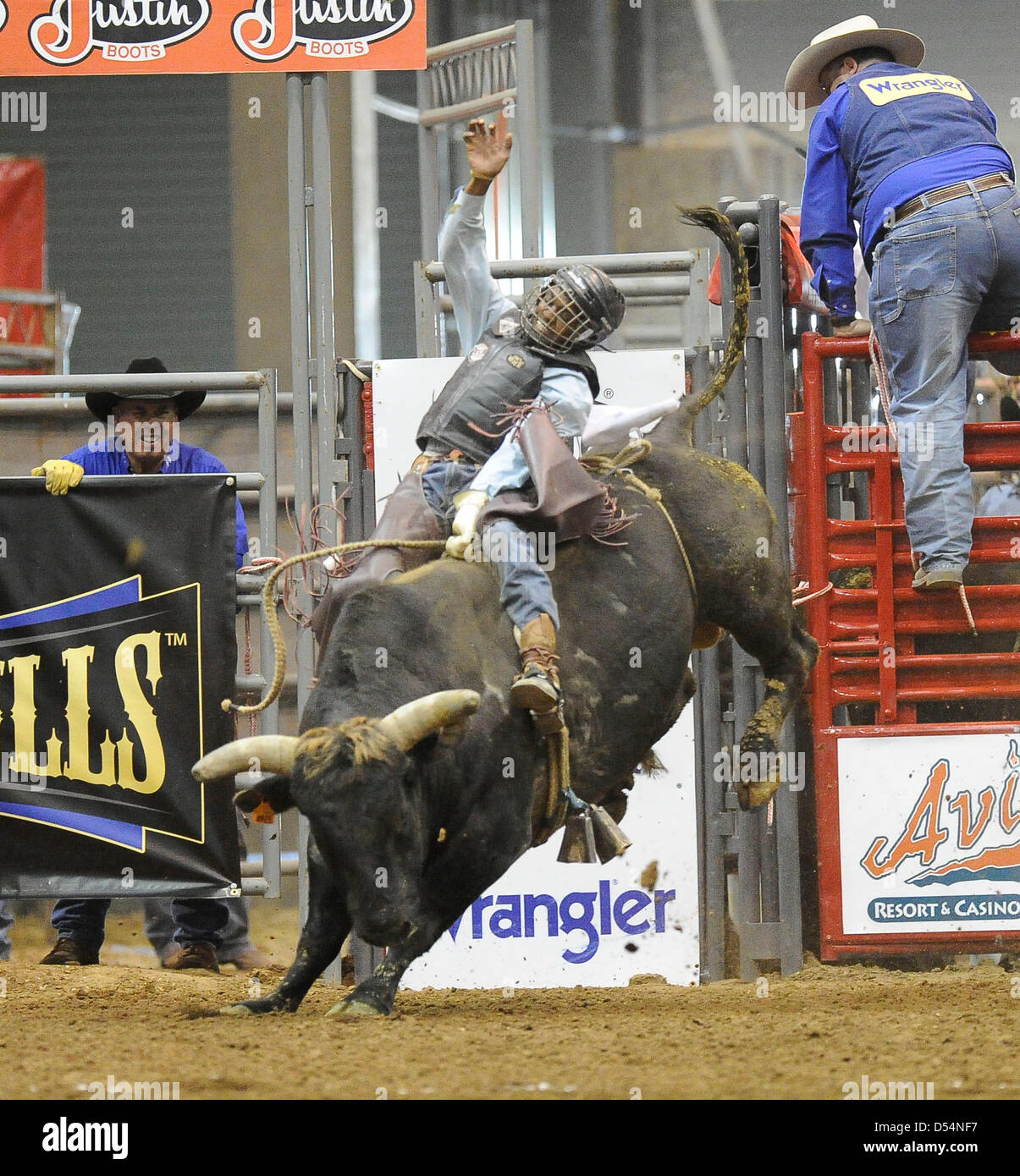 Fort Mohave, Arizona, USA. 24th March 2013. PRCA Xtreme Bull rider ...