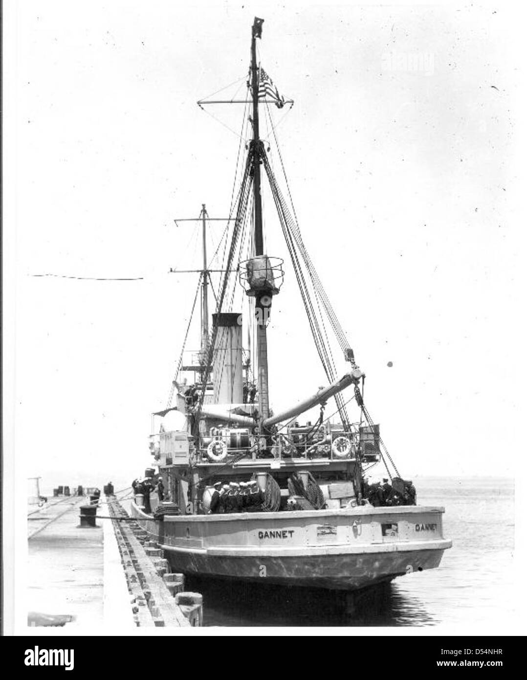 USS Gannet (AM-41), a minesweeper in the U.S. Navy, served during World ...