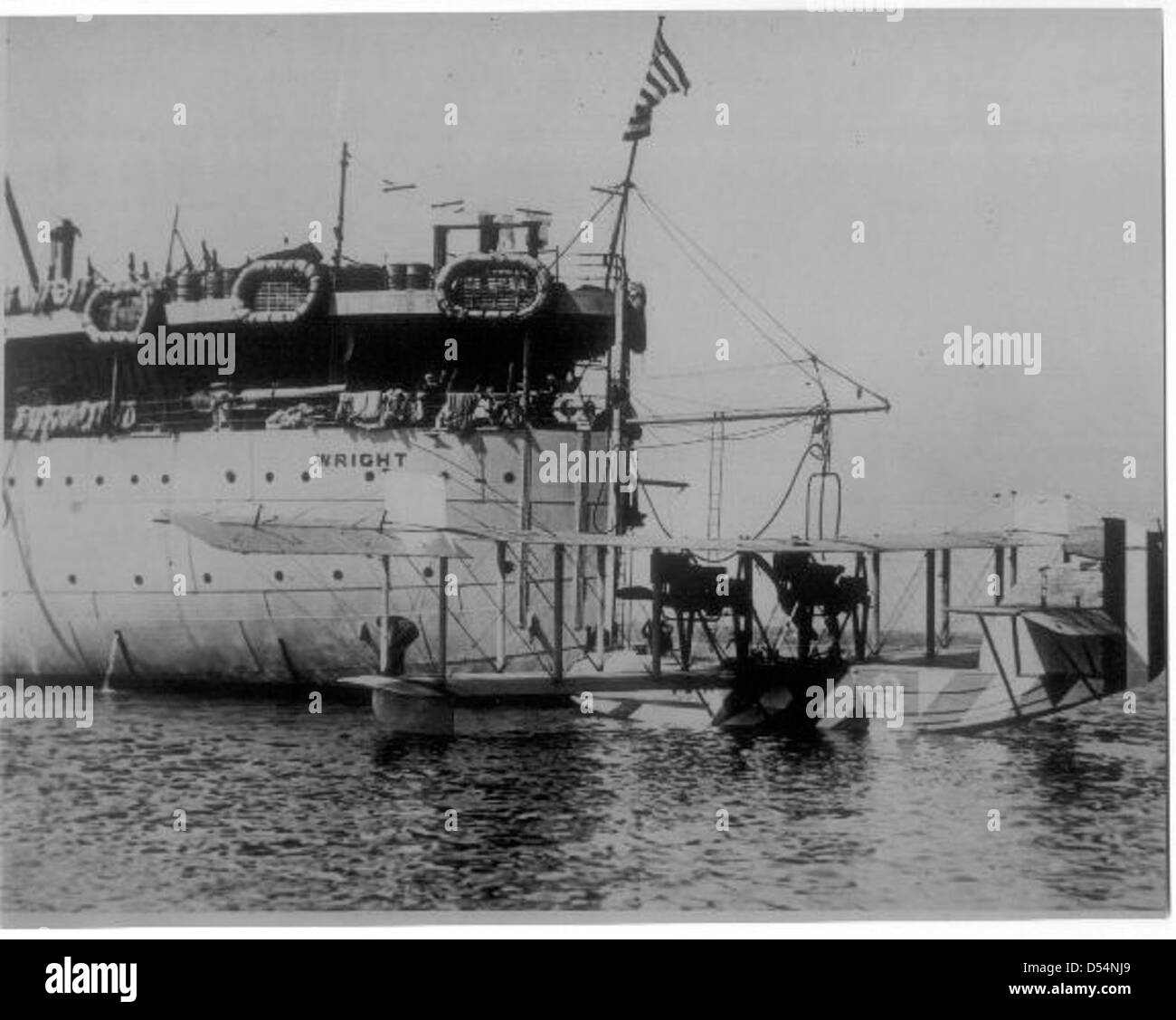 USS Wright AZ/AV-1 Stock Photo - Alamy