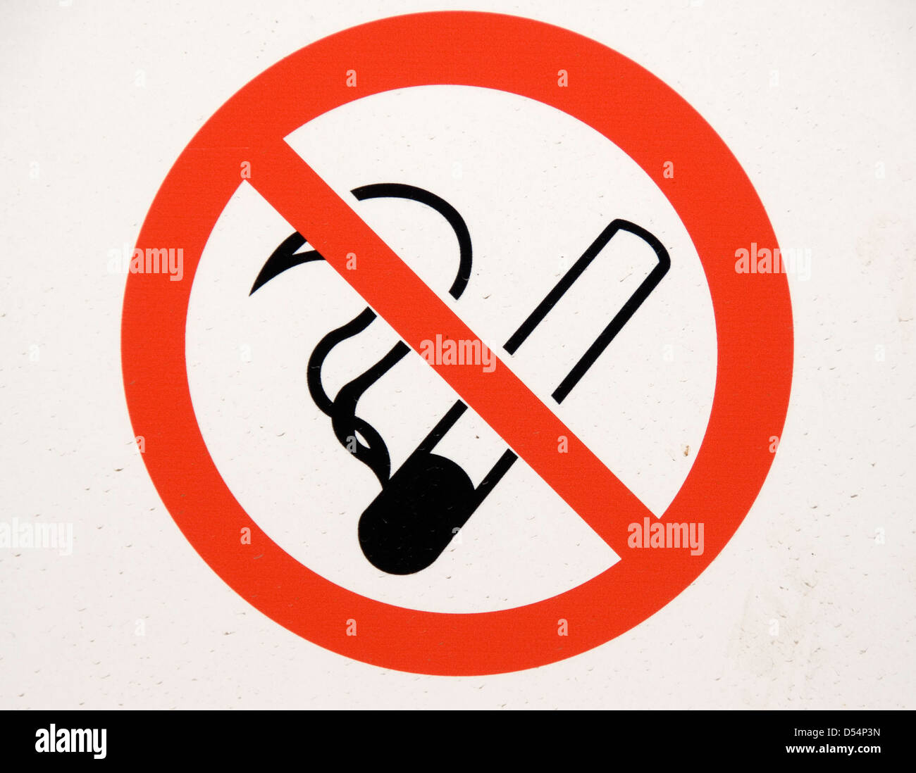 Smoking banned sign hi-res stock photography and images - Alamy