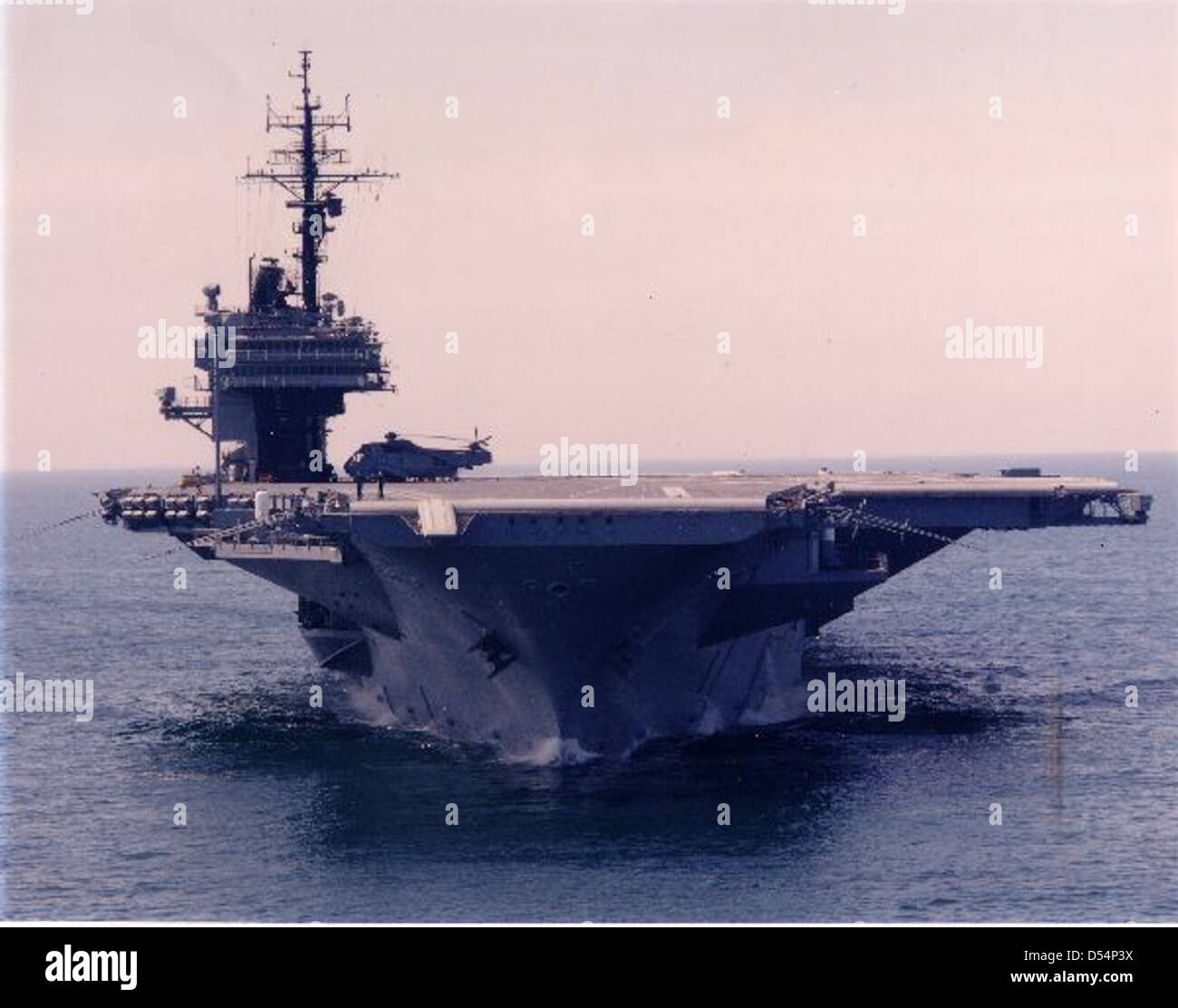Aircraft carrier uss kitty hawk hi-res stock photography and images - Alamy