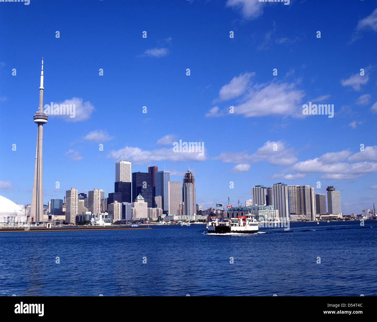 City view showing CN Tower from The Toronto Islands, Toronto, Ontario ...