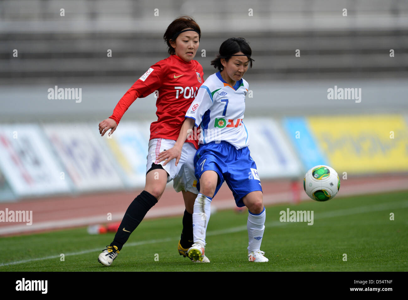(L to R) Yuki Yasuda (Urawa Reds Ladies), Miki Asano (Speranza), MARCH ...