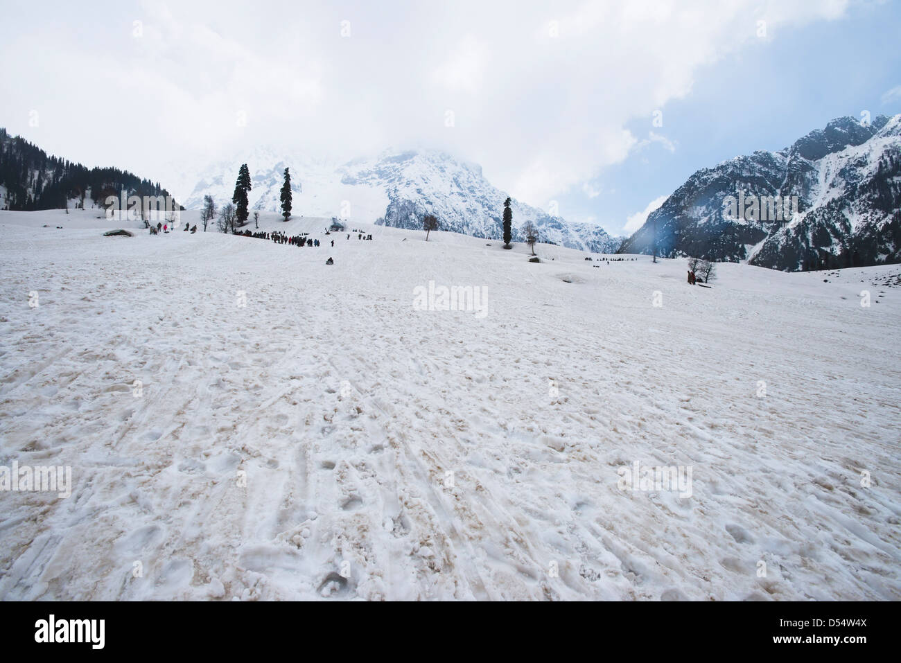 Sonmarg snow hi-res stock photography and images - Alamy