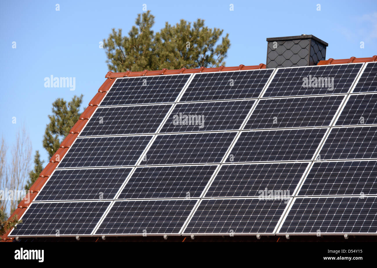 Solar cells on a roof of a house Stock Photo - Alamy