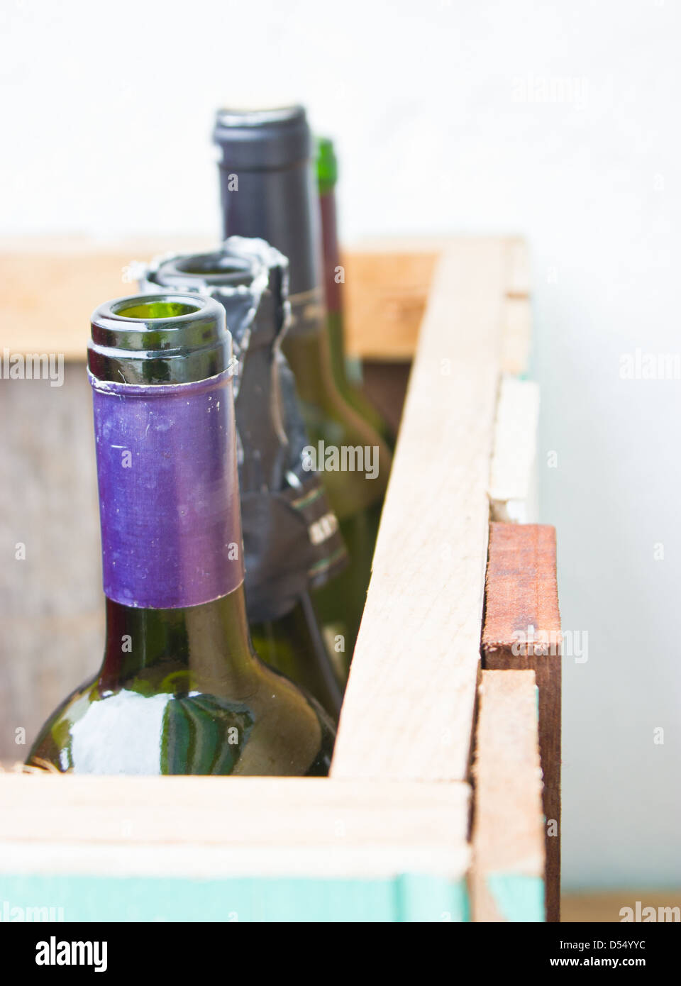 Empty Vine Bottles in Wooden Crate Stock Photo - Alamy