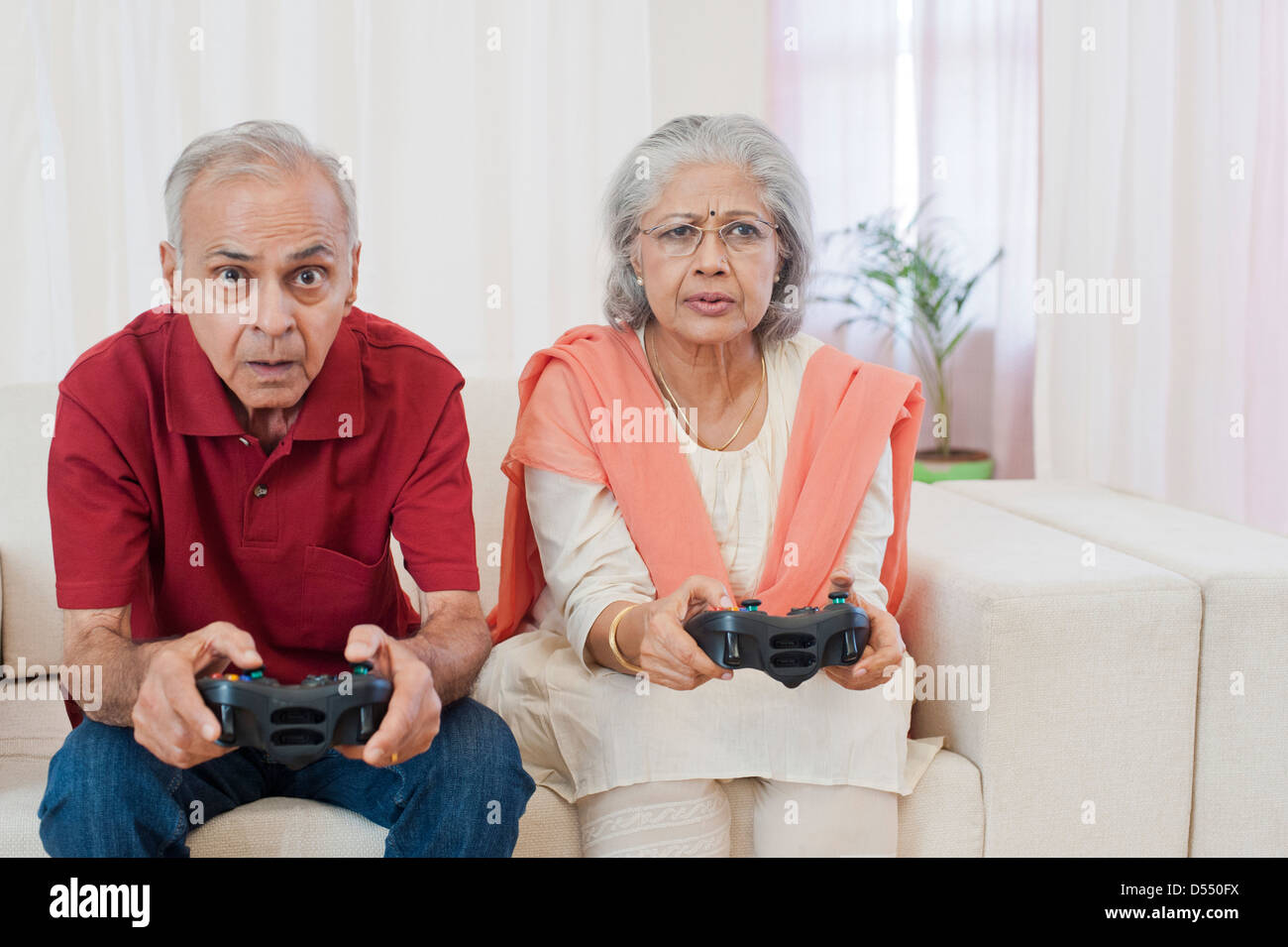 Video game heart hi-res stock photography and images - Alamy