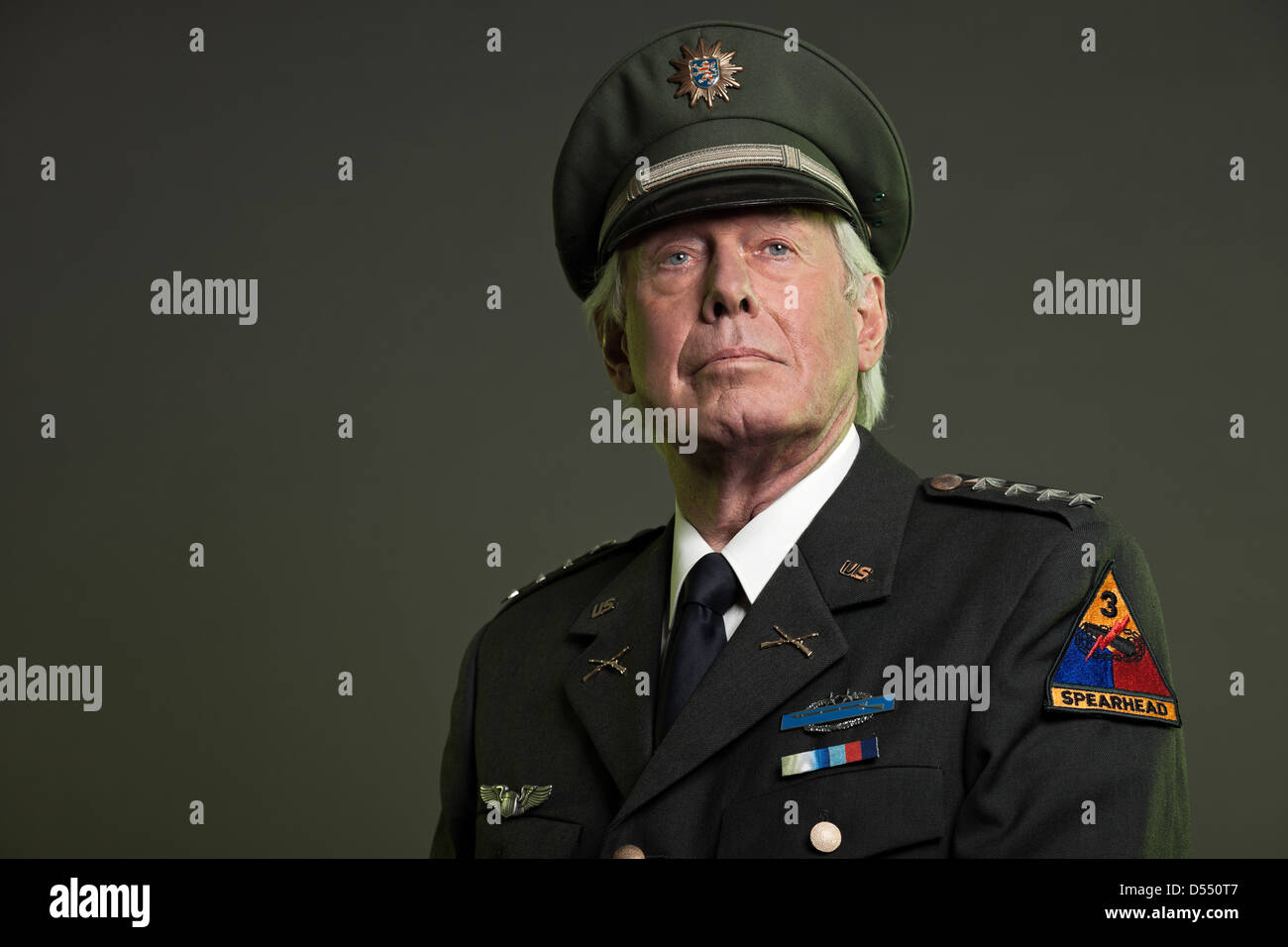 US military general in uniform. Studio portrait Stock Photo - Alamy