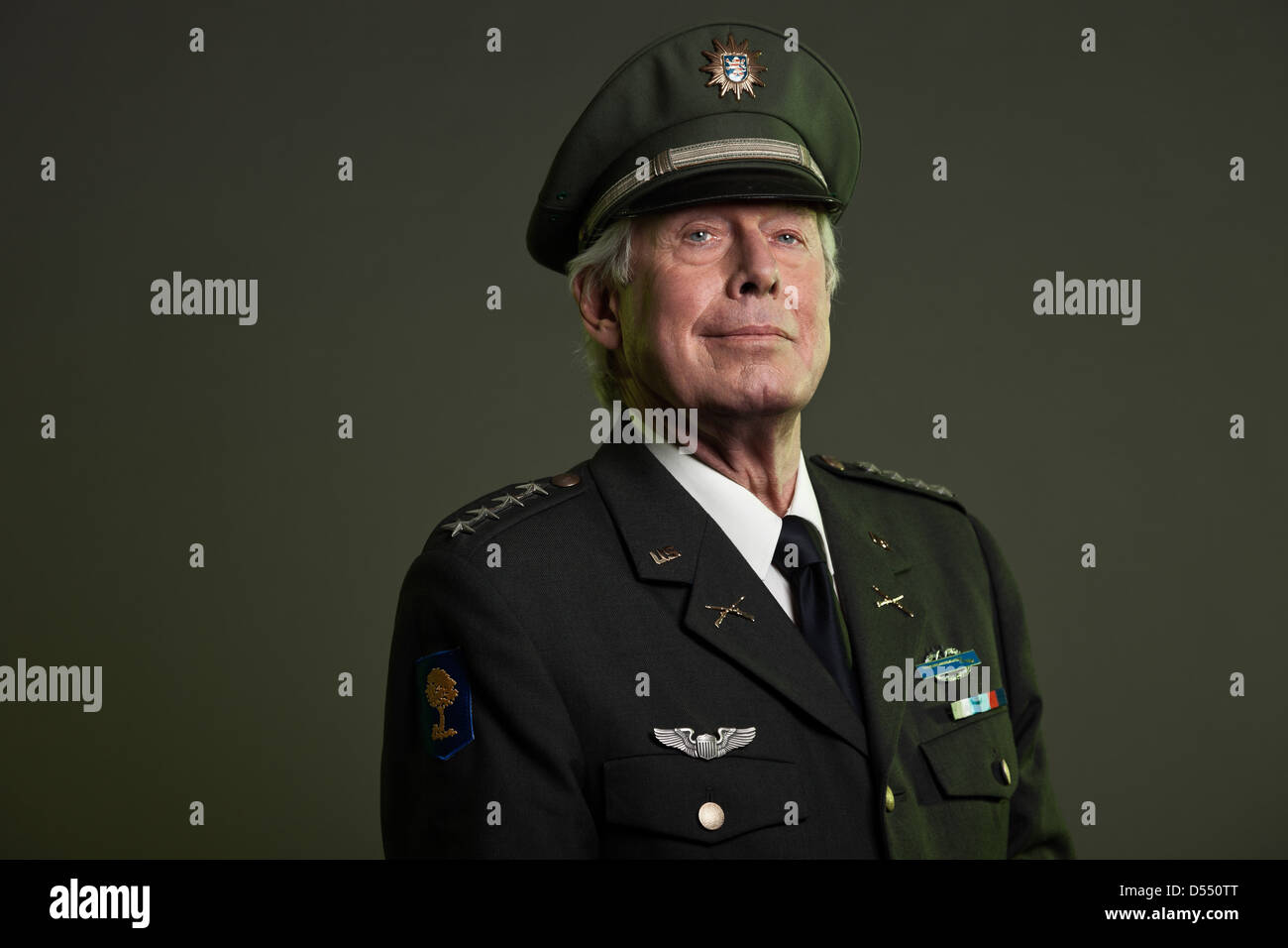 Us male army major in uniform hi-res stock photography and images - Alamy