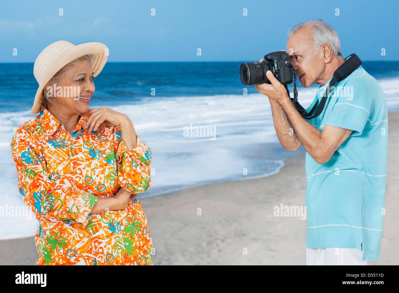 Beach man surf india hi-res stock photography and images - Alamy