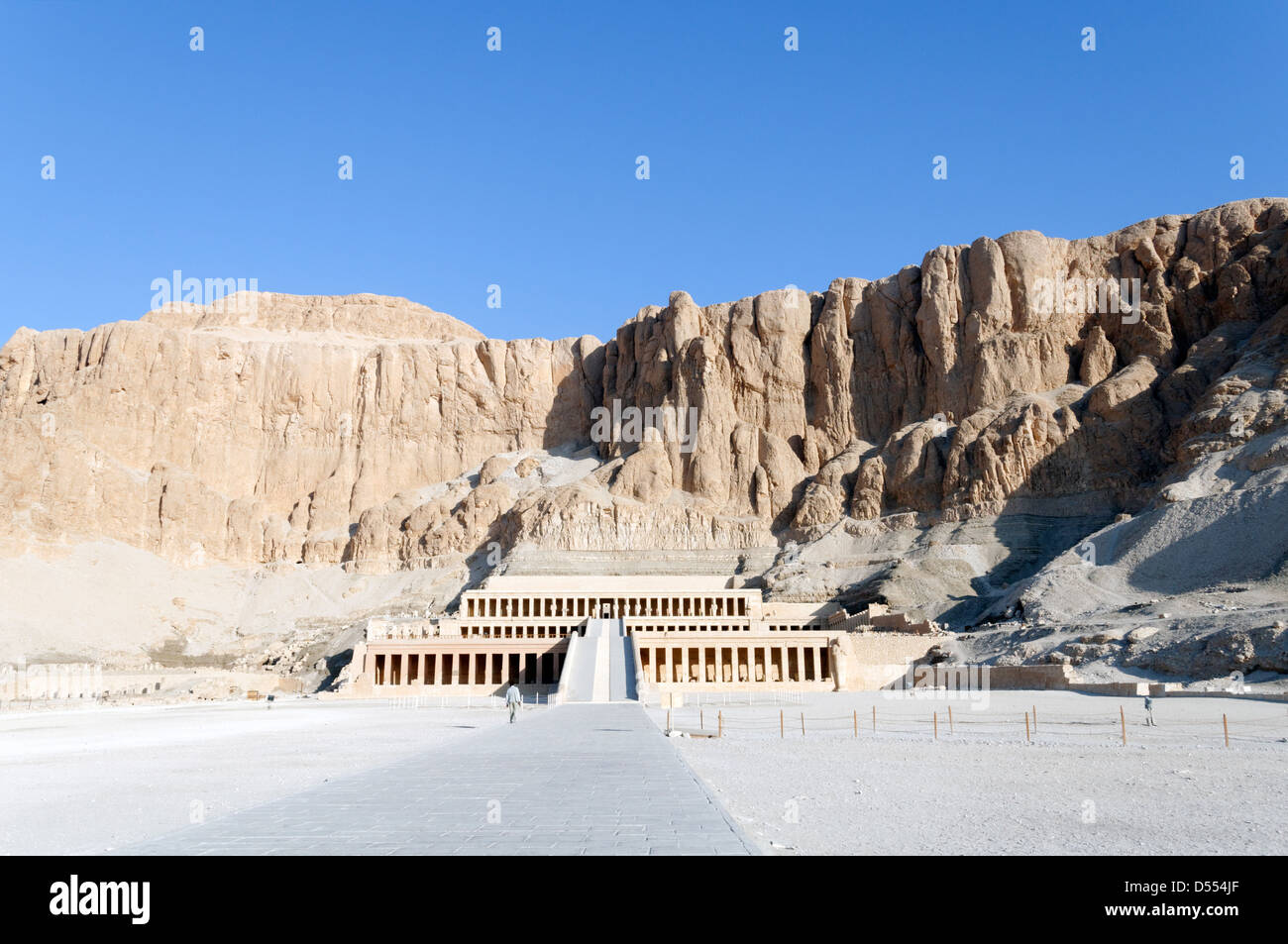 Ancient egypt temple deir el bahri queen hatshepsut 18th dynasty hi-res ...