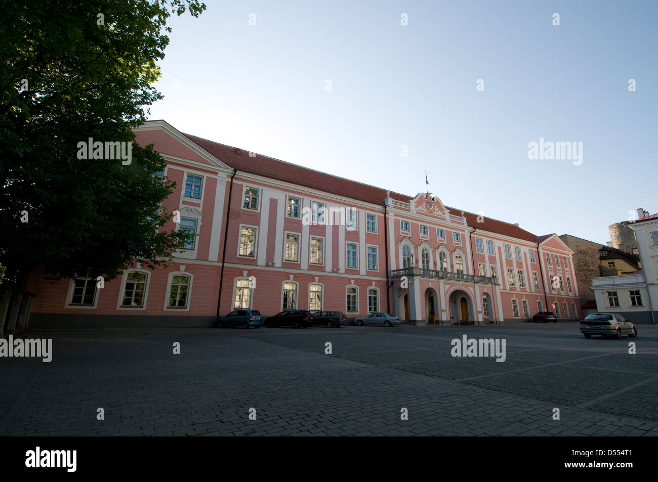 Tallinn estonia estonian parliament lossi plats hi-res stock ...