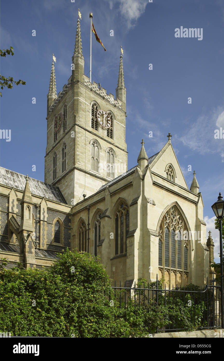 Transept tower hi-res stock photography and images - Alamy