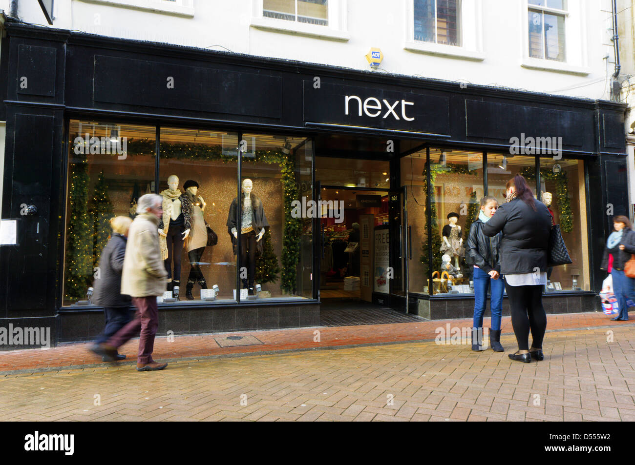 Clothing store chains hi-res stock photography and images - Alamy