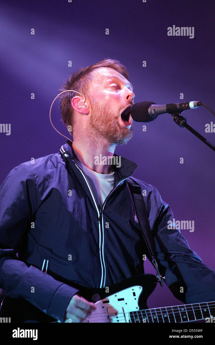 Radiohead In Concert Stock Photo - Alamy