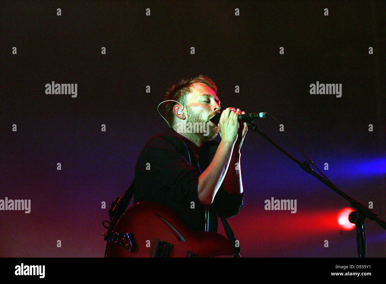 Radiohead In Concert Stock Photo - Alamy