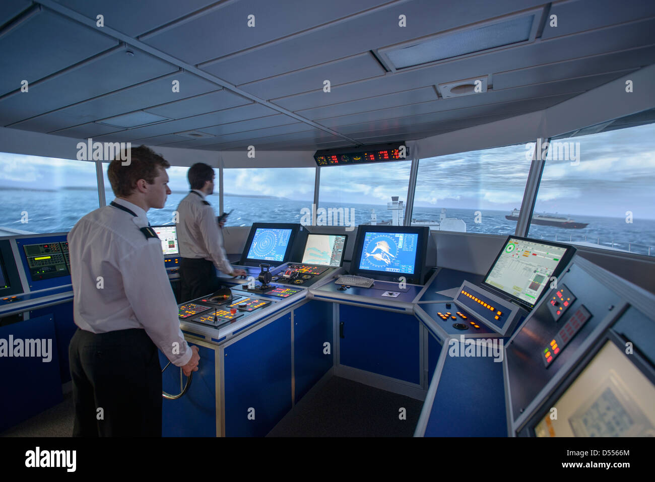 Vessel navigation bridge hi-res stock photography and images - Alamy